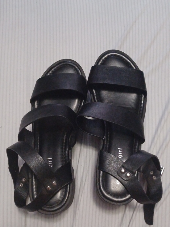 Madden Girl | Shoes | Madden Girl Black Multistrap Womens Sandals ...